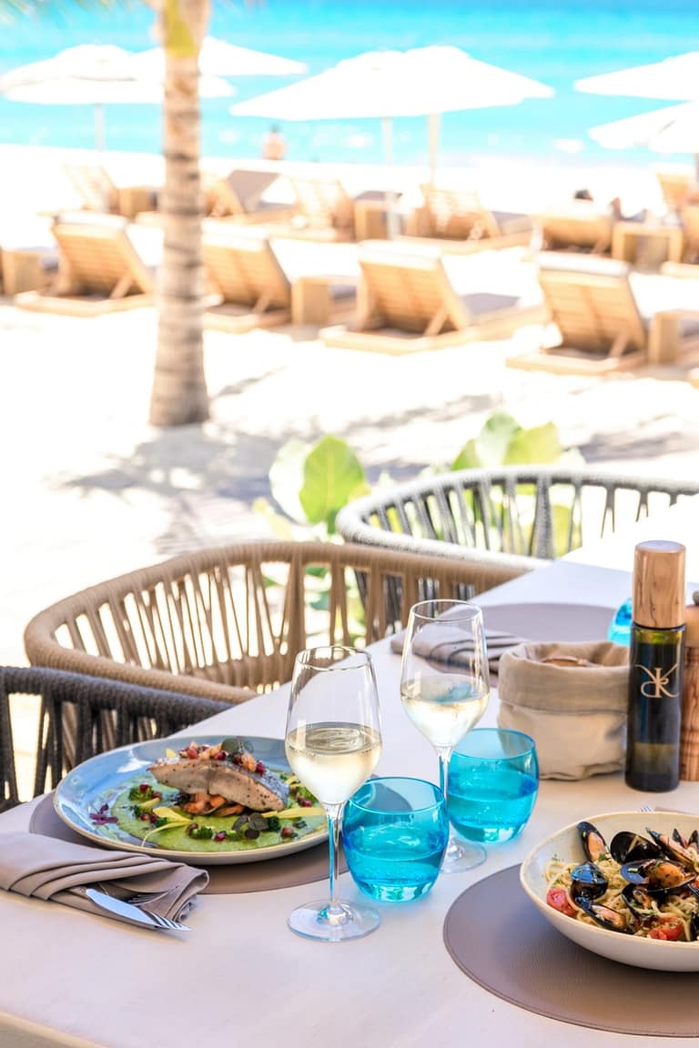 Taloula Mango's | Sint Maarten by The Hills Residence